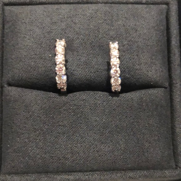 Roberto Coin | Jewelry | Sold Roberto Coin Huggy Diamond Earrings ...